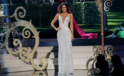 UNA MISS AI NEGOZIATI DI PACE? Le FARC invitano all’Avana Paulina Vega ...